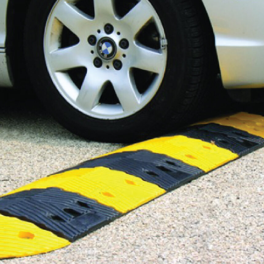HERCULES END PIECE RUBBER SPEED HUMP 150MM(L) X 295MM(D) X 40MM(H ...